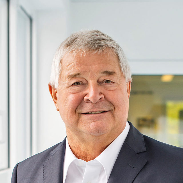 Zum Einsatzjubiläum: Hans-Jürgen und Thilo Mühle im Interview - Mühle ...