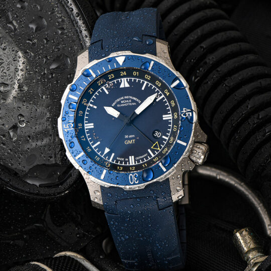 Nautical update: Seebataillon GMT with blue rubber strap - Mühle-Glashütte