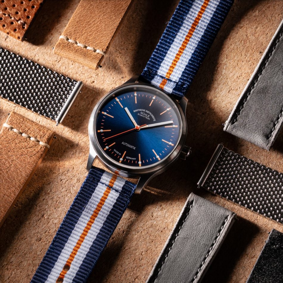 Panova Blue | modern watch | Leather strap | Mühle-Glashütte